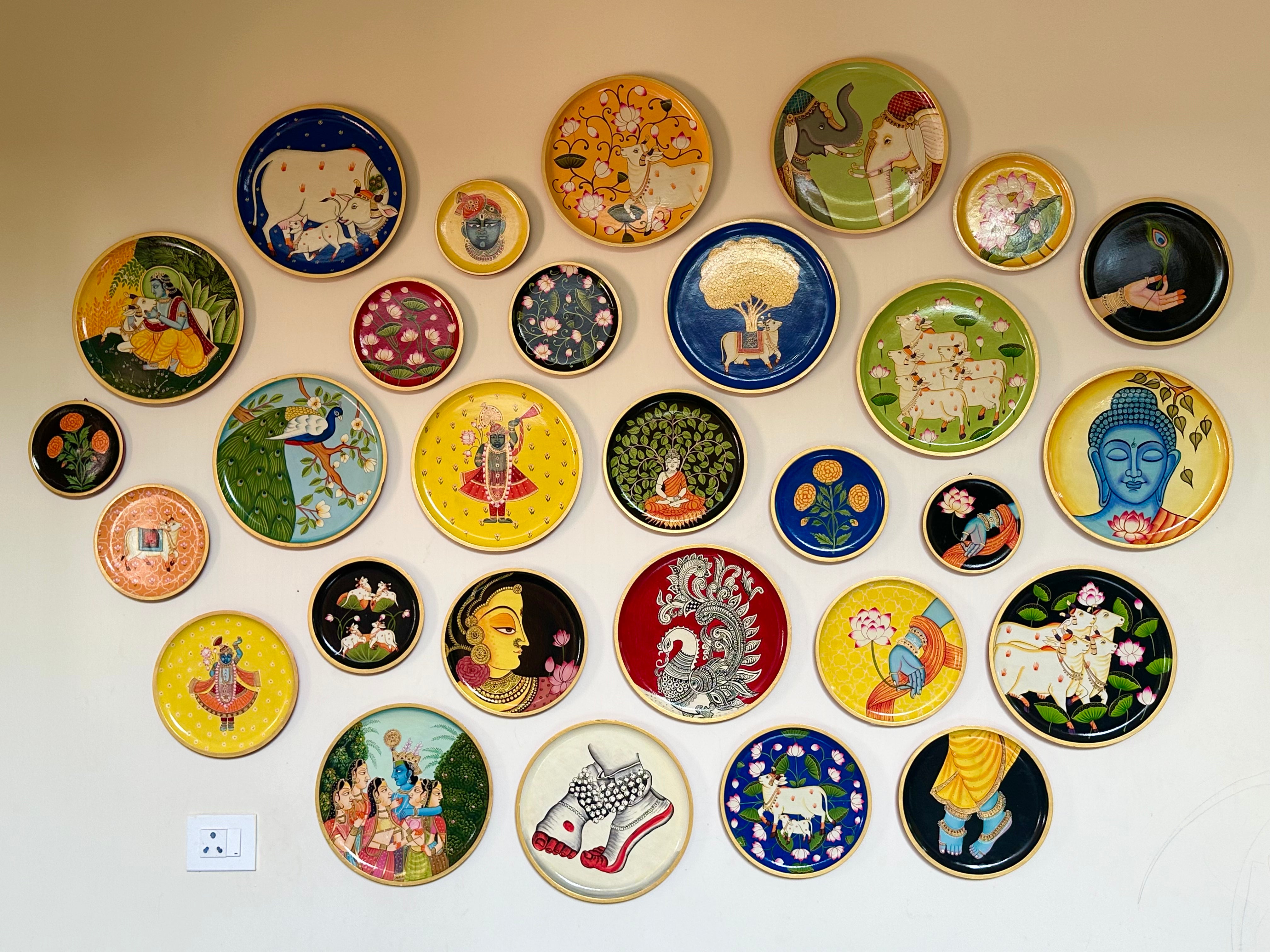 Hand painted Wall plates - Decor – VIKA Boutique